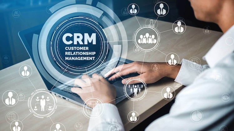 Apa itu sistem CRM? Fitur-Fitur, serta Manfaatnya.